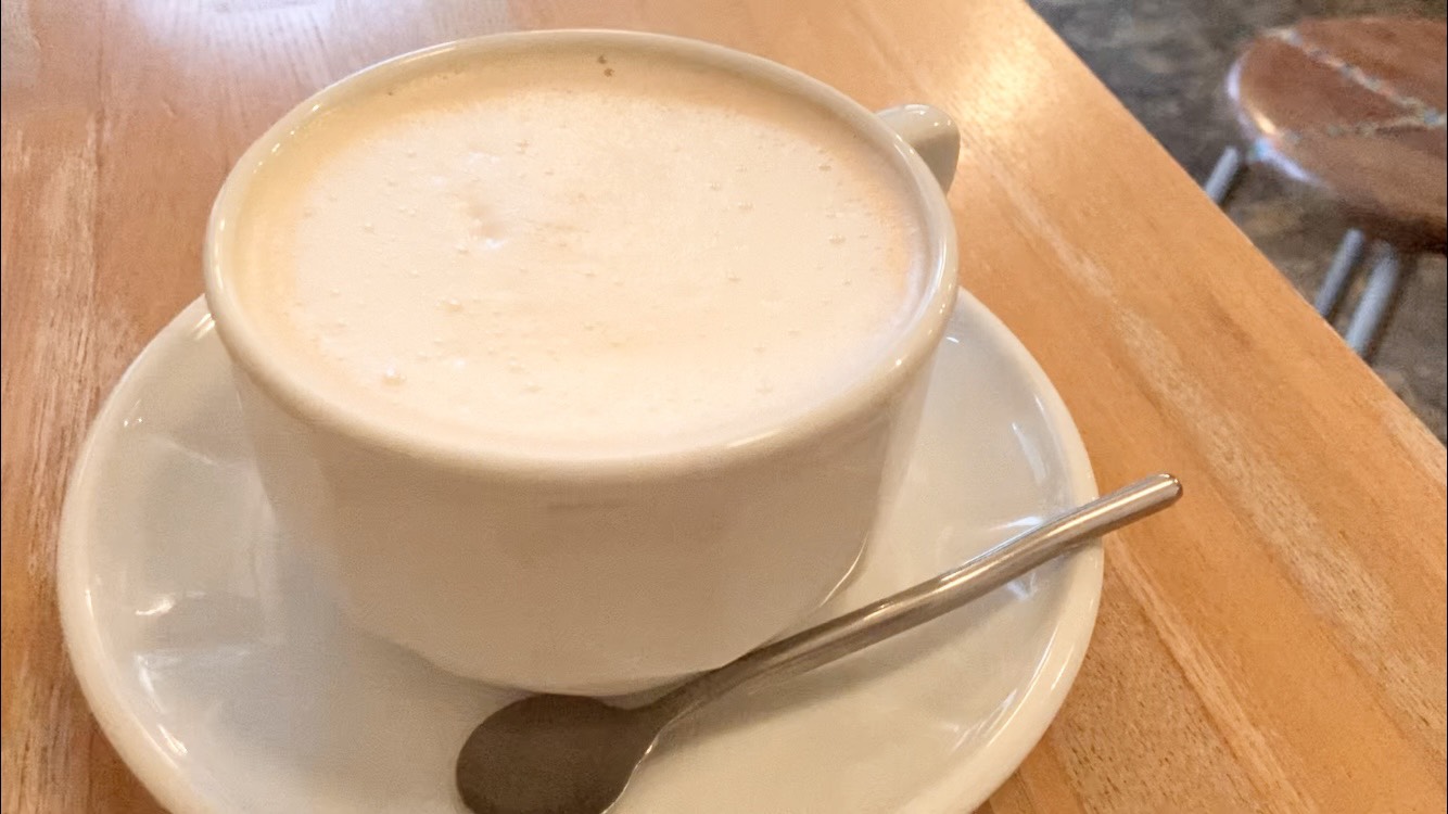 【経堂】anamo cafe（アナモカフェ）で映画の中の雰囲気を♪アボカドとくるみのチーズケーキやかき氷がおすすめ！ | JIMOHACK（ジモハック） 世田谷区版