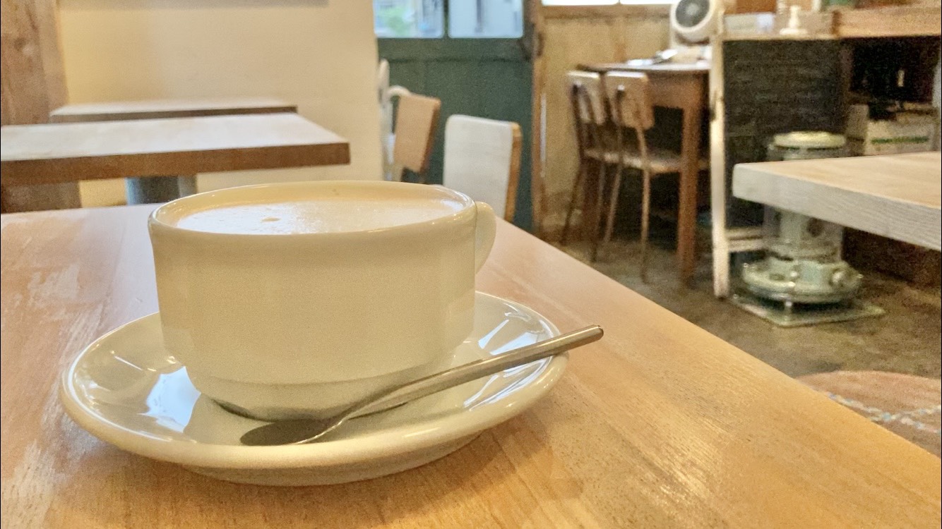 【経堂】anamo cafe（アナモカフェ）で映画の中の雰囲気を♪アボカドとくるみのチーズケーキやかき氷がおすすめ！ | JIMOHACK（ジモハック） 世田谷区版